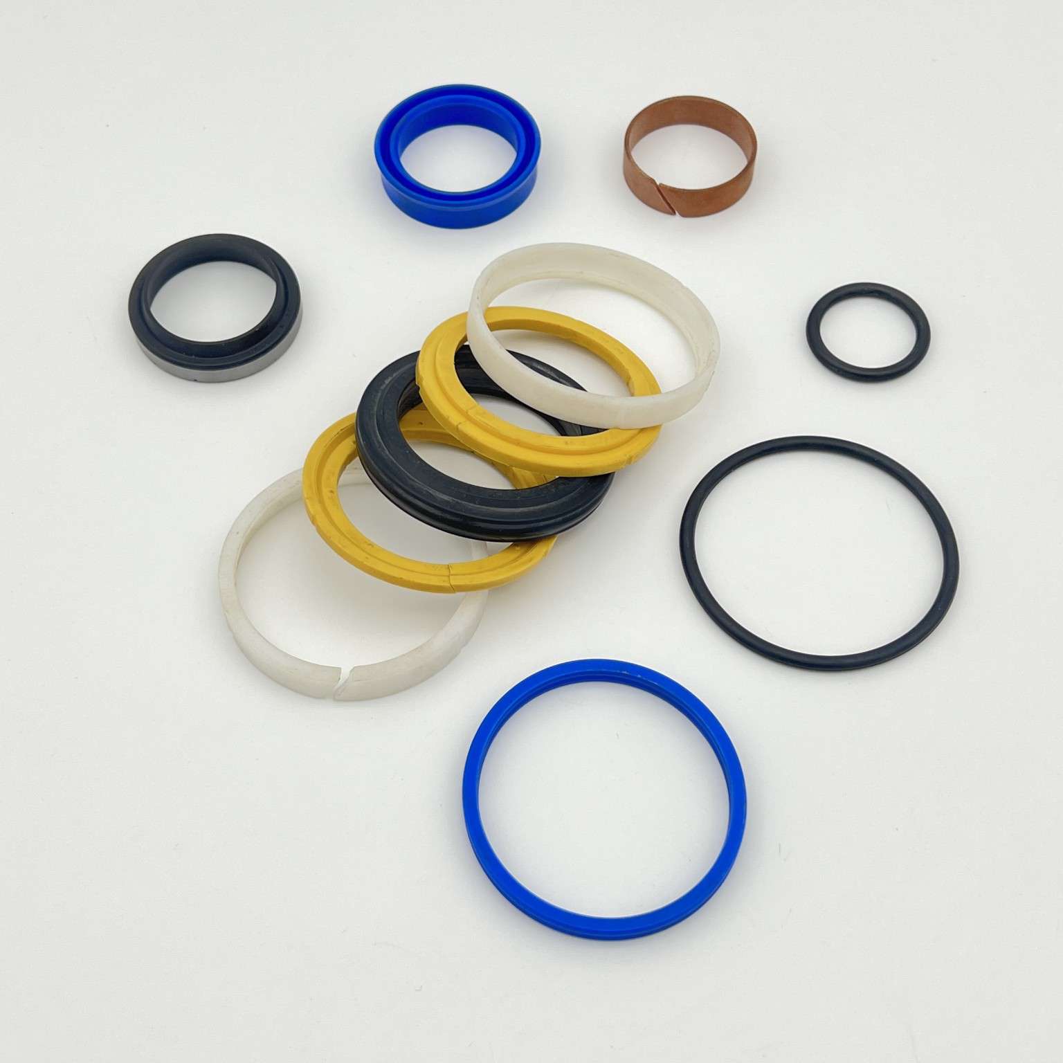 New Holland 611TL Loader Tilt Cylinder T2 Seal Kit | HW Part Store