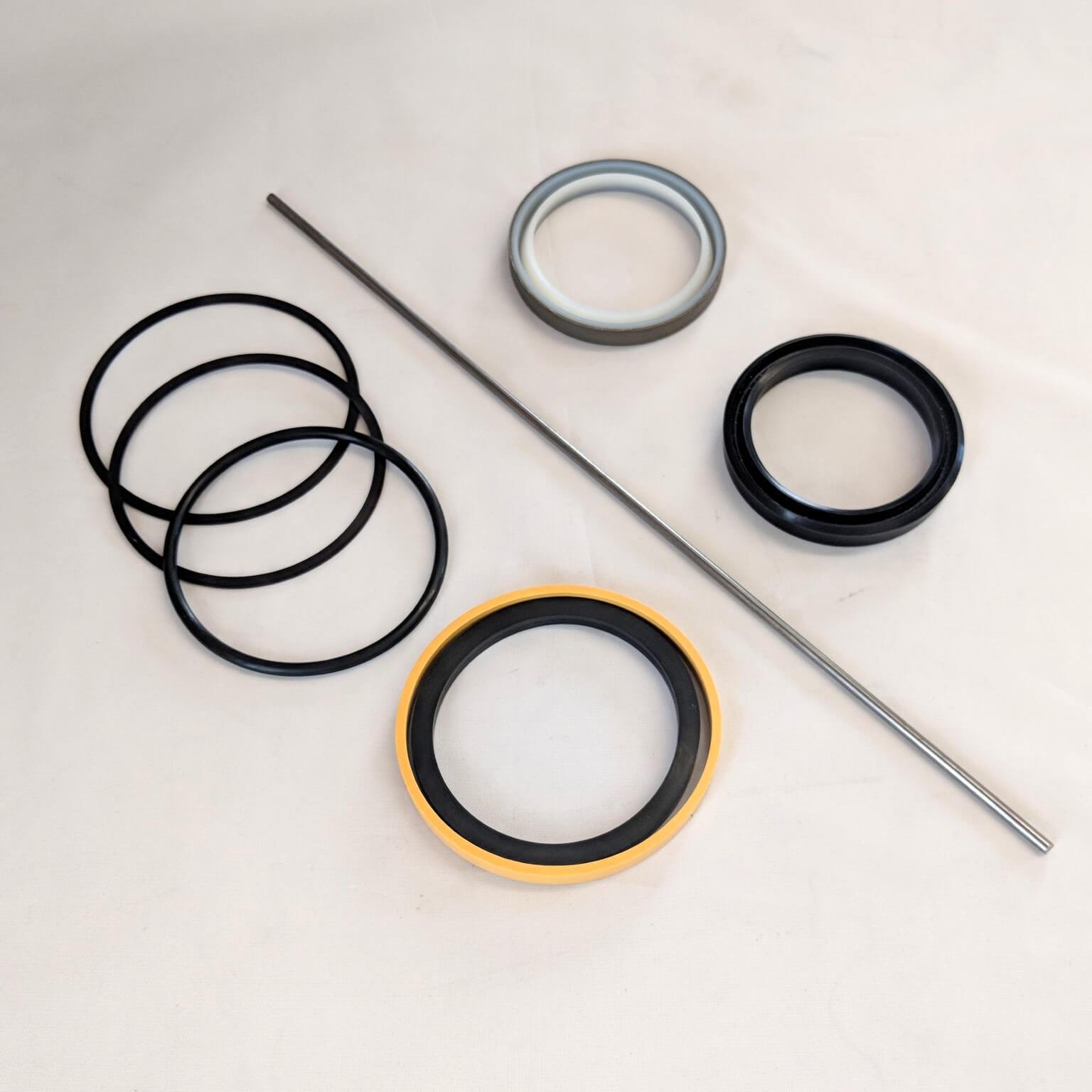 Ford 555B Loader Lift Cylinder Seal Kit | HW Part Store