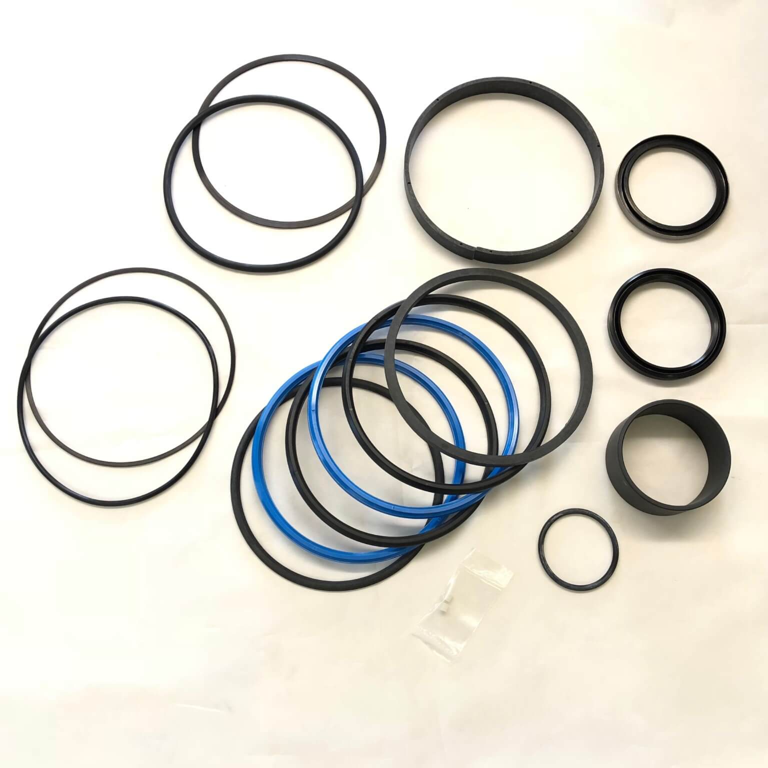 John Deere 500B Backhoe Boom Cyl - Full Seal Kit | HW Part Store